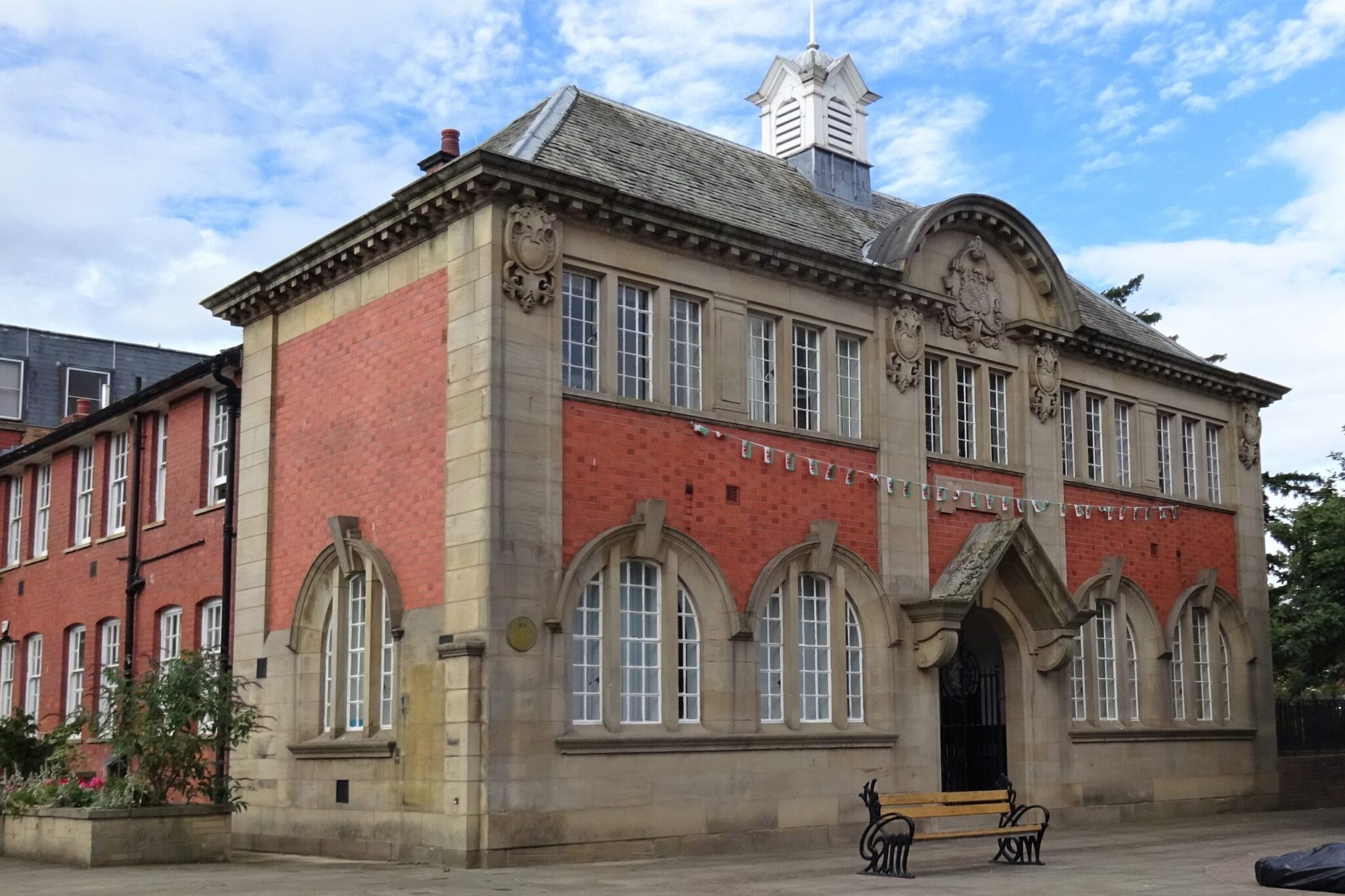 Creative Hub Old Library – MAGNUM CONSTRUCT
